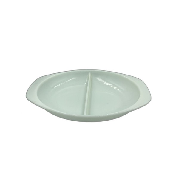 Pyrex | Dining | Vintage Pyrex 63 112 Quart White Ovenware Divided ...